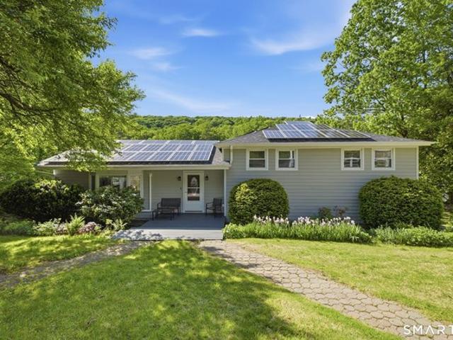 878 W Wakefield Blvd, Winchester, CT 06098