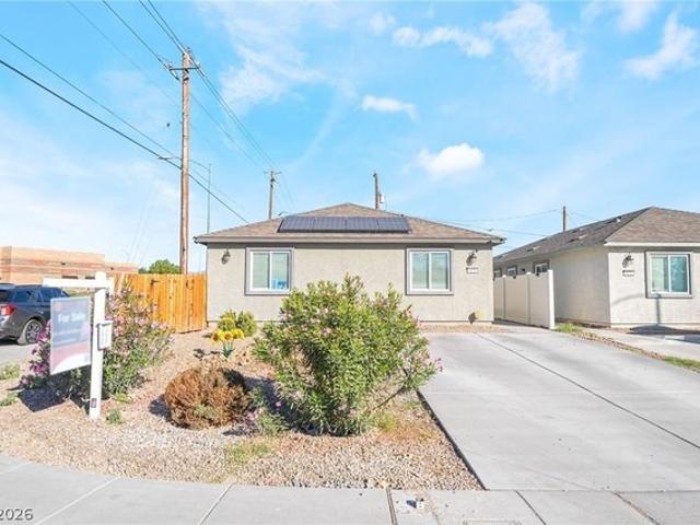 878 W Lake Mead Blvd, Las Vegas, NV 89106