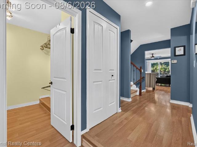 878 Yorktown Court