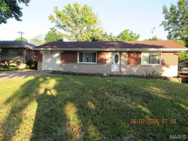 8794 Boyce Pl, Jennings, MO 63136