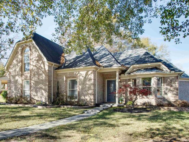 8796 E Plantation Oaks Dr, Memphis, TN 38018 | MLS #10211 | Compass