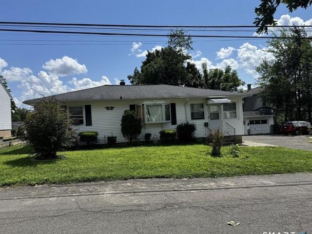 879 Congress Ave, Waterbury, CT 06708