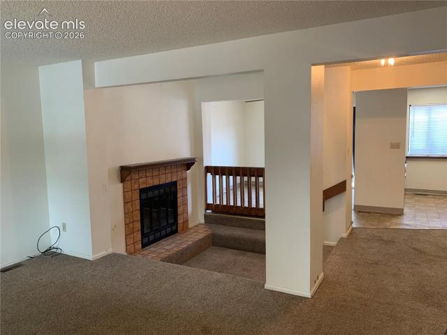879 London Green Way