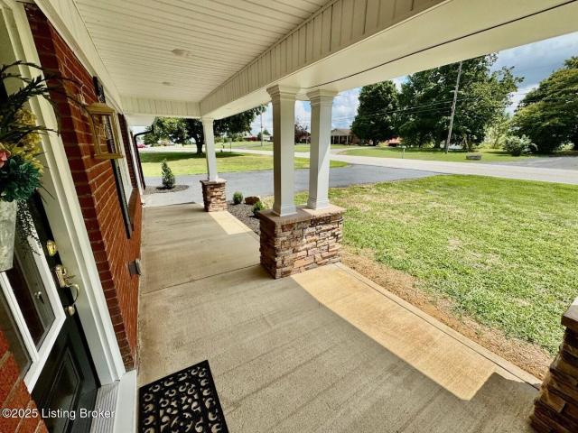879 Lebanon Rd