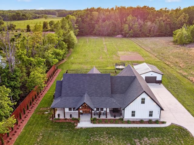 879 Mount Vernon Rd