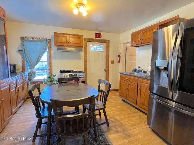 879 Samsonville Road