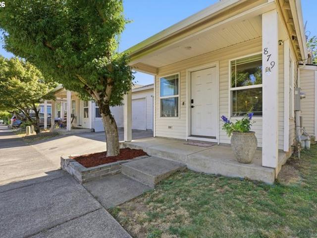 879 SW Junction Pl, Gresham, OR 97080