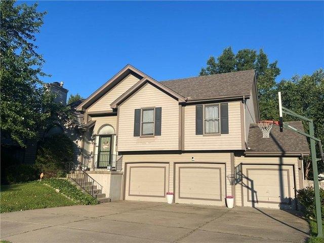 8804 N Anita Ave, Kansas City, MO 64154