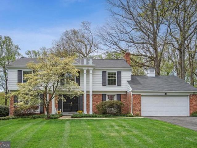 8804 Fox Hills Trail, Potomac, MD 20854