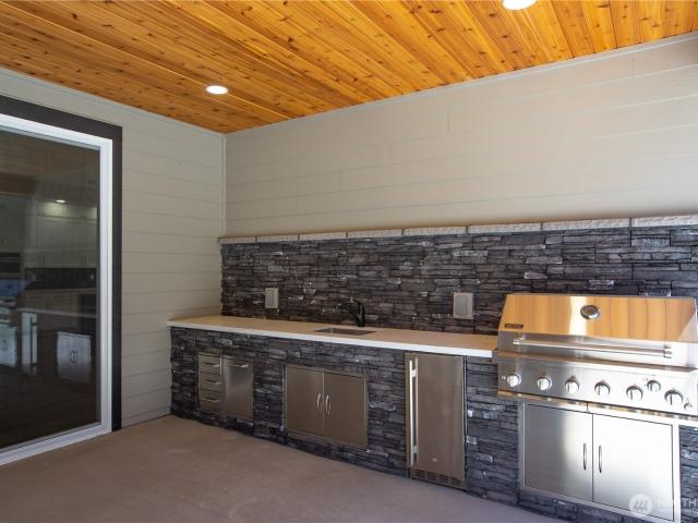 8805 Steamboat Island Road NW
