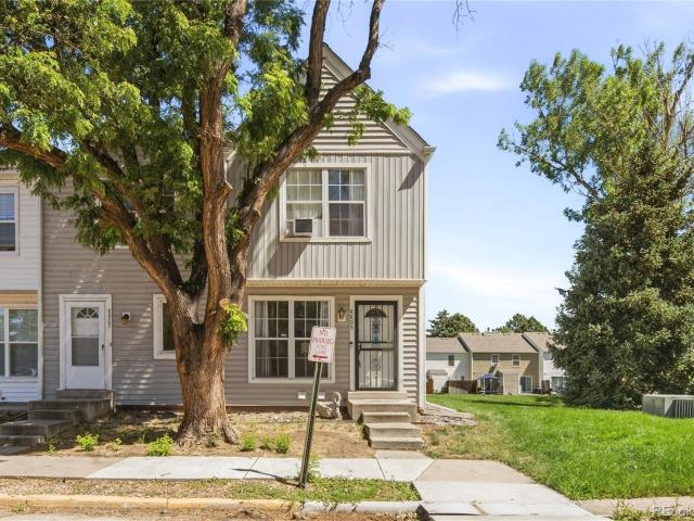 8805 W Floyd Avenue