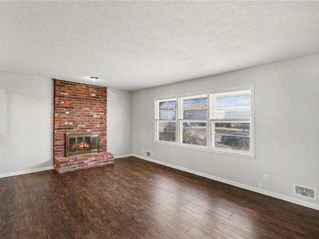 8806 Ford Ave, Kansas City, MO 64138 | MLS #2600