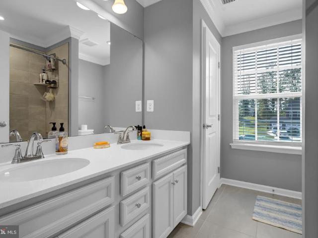 8807 Zoe Court