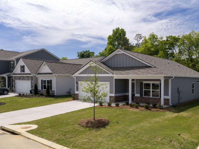 8808 Meadowvale Ct, Ooltewah, TN 37363 | MLS #1533 | Compass