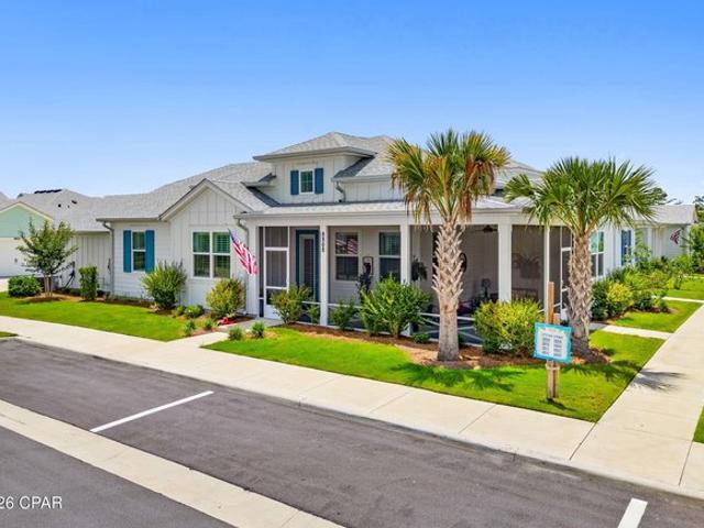 8808 Attitude Ave, Panama City Beach, FL 32413