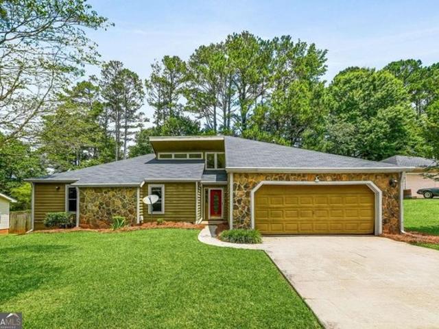 8808 Elon Trl, Jonesboro, GA 30238