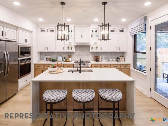 8808 Fallkill Dr, Austin, TX 78744 | MLS #610380 | Compass