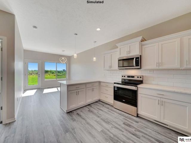 8808 S 47th St, Lincoln, NE 68516