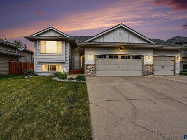 8808 W Norma Trl, Sioux Falls, SD 57106