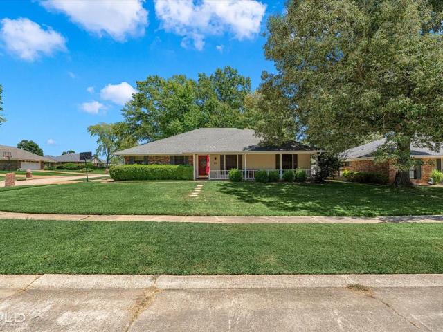 8809 Cromwell Drive
