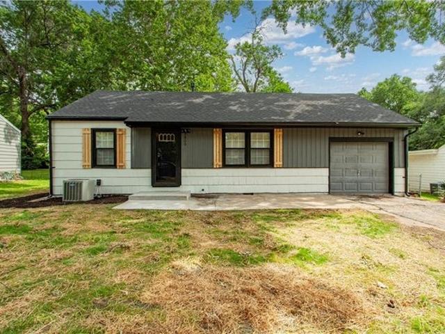 8809 E 71st Ter, Raytown, MO 64133