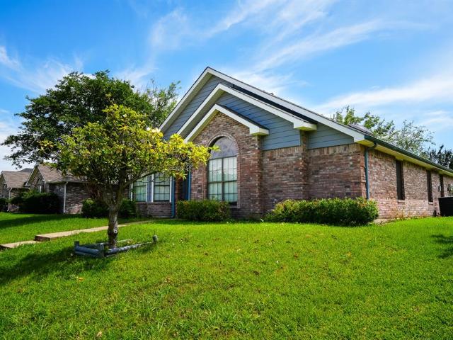 8809 Pheasant Run Drive