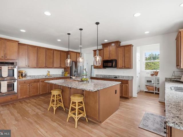 8800 Old Dominion Hunt Circle