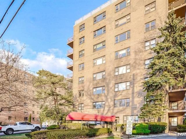 8800 Boulevard E Apt 7E, North Bergen, NJ 07047