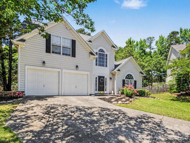 8800 Cavonnier Lane