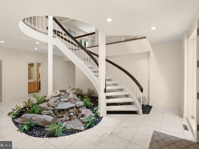 8800 Clewerwall Drive