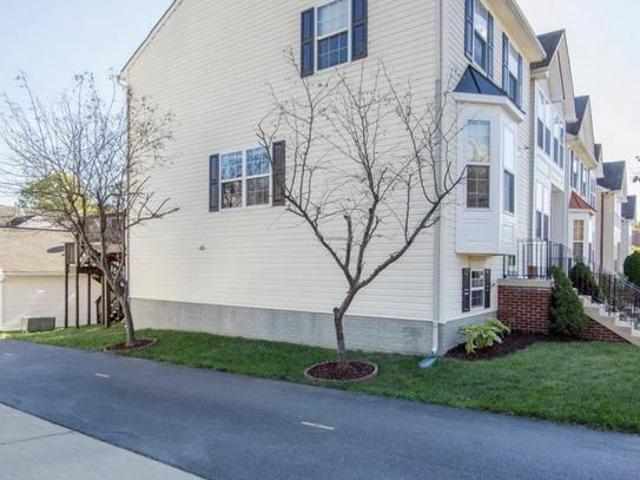 8800 Community Square Lane