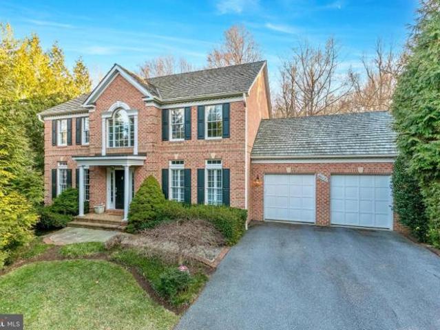 8800 Deer Hollow Ln, Potomac, MD 20854