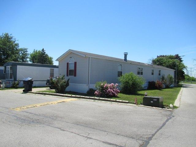 8800 S Harlem Ave Trlr 1992, Bridgeview, IL 60455