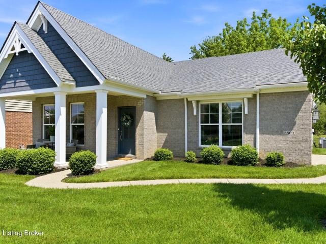 8800 Sanctuary Ln