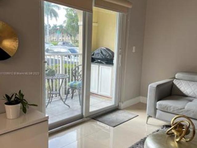 8800 107th Ct NW #101, Doral, FL 33178