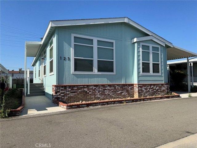 8801 Eton Ave Spc 123, Canoga Park, CA 91304