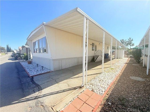 8801 Eton Ave Spc 35, Canoga Park, CA 91304
