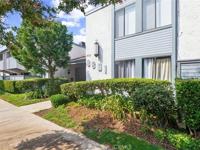 8801 Independence Ave, Canoga Park, CA 91304