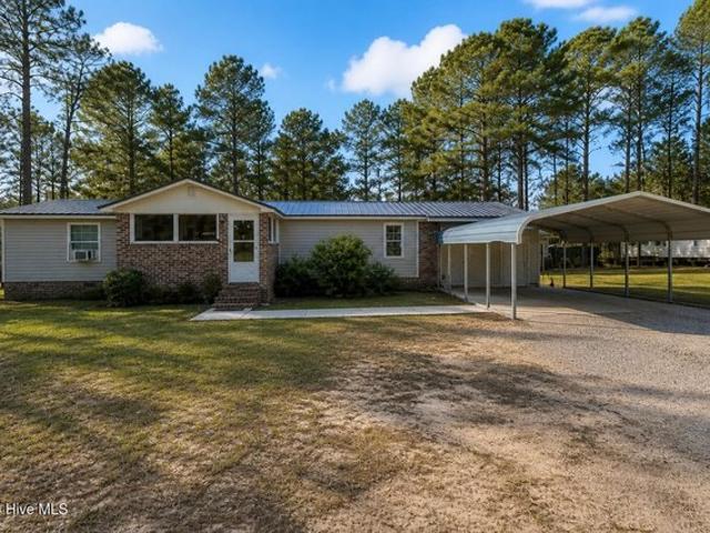 8801 Johns Mill Rd, Maxton, NC 28364
