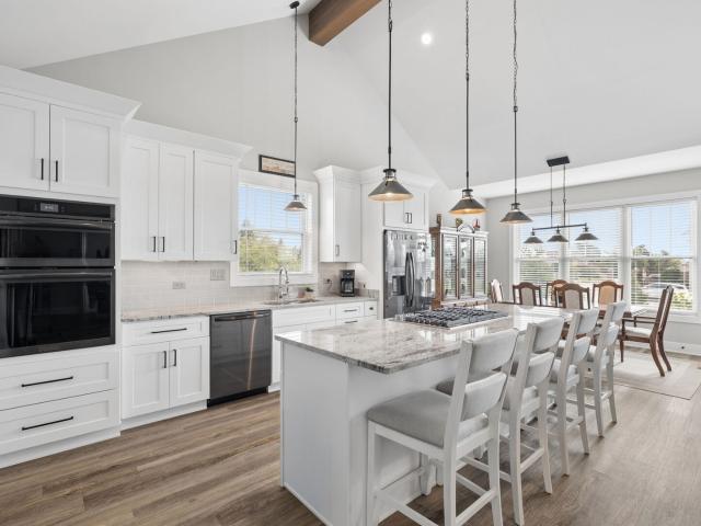 8801 Willow Lane