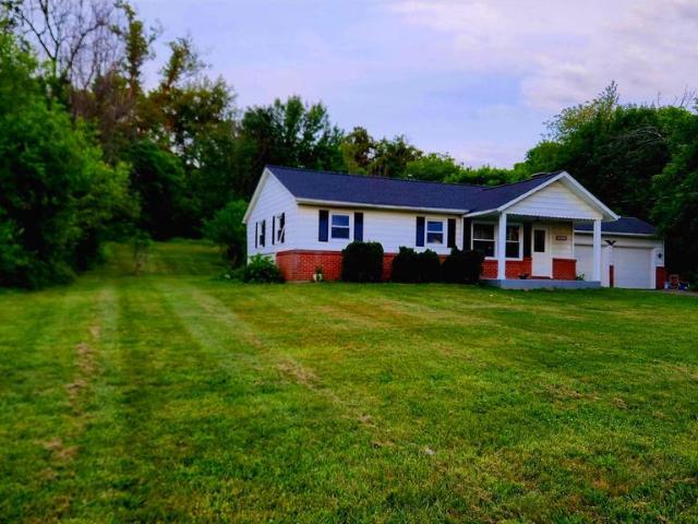 8803 Sharpsburg Pike