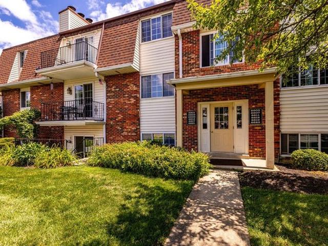 8803 Washington Colony Dr, Dayton, OH 45458