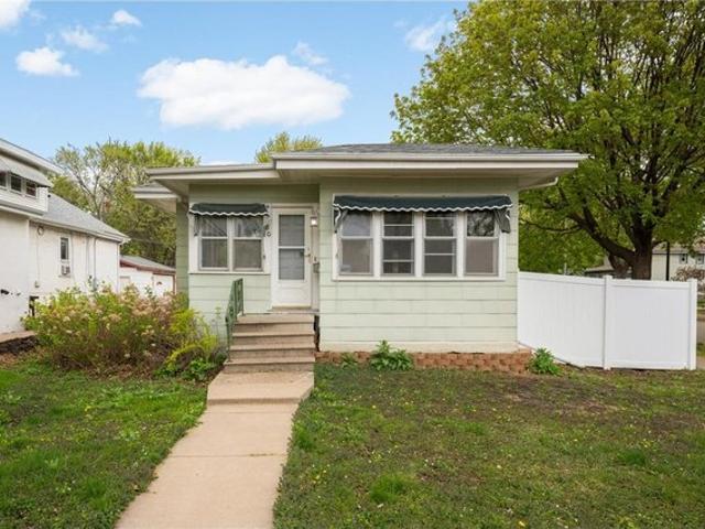 880 21st Ave SE, Minneapolis, MN 55414