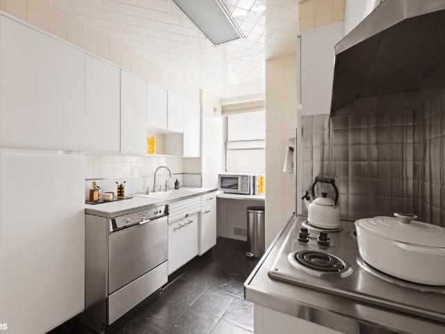 880 5TH Avenue 9K