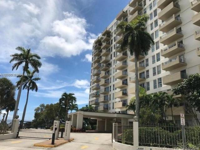 880 69th St NE #7N, Miami, FL 33138