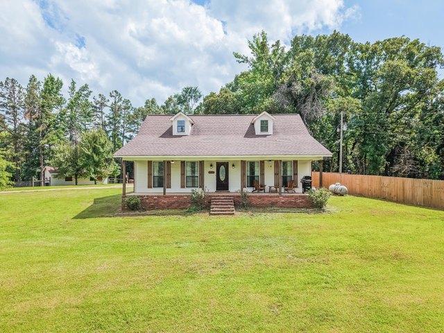 880 County Road 236, Walnut, MS 38683