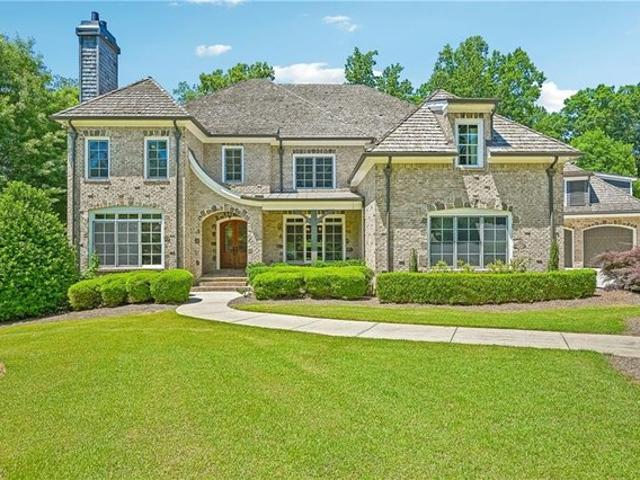 880 Crabapple Hl, Alpharetta, GA 30004