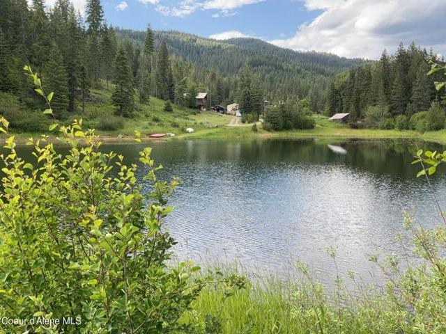 880 Abbey Rd, Saint Maries, ID 83861