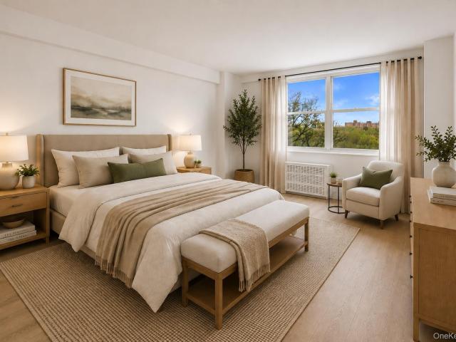 880 Boynton Avenue 10H