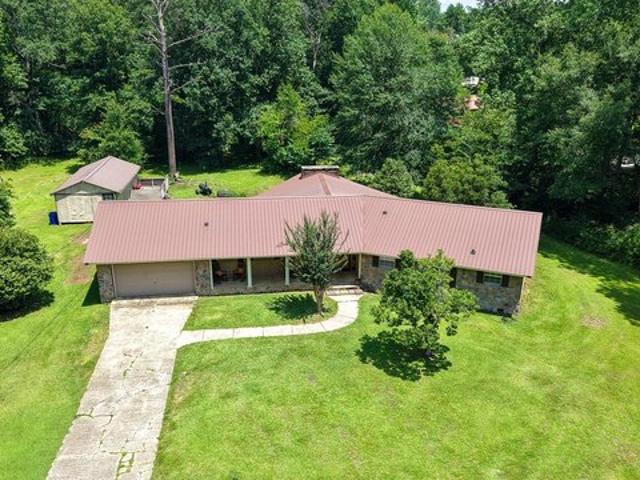 880 Berkshire Ct, Thomasville, AL 36784